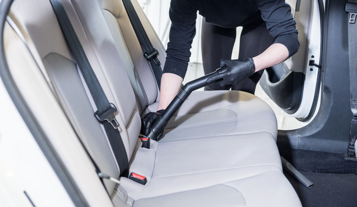 Saveti za efikasno čišćenje unutrašnjosti automobila - Deloovi